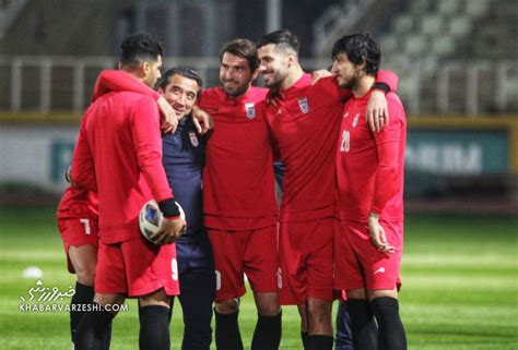 شوخی آندرانیک تیموریان با بیرانوند تمرین تیم ملی ۲ مهمان ویژه داشت خبرورزشی