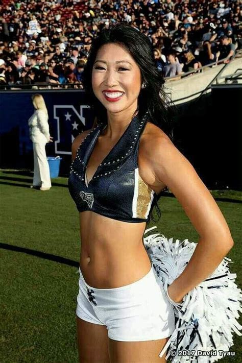 Purdue Cheerleader La Rams Cheerleaders St Louis Rams Cheerleaders