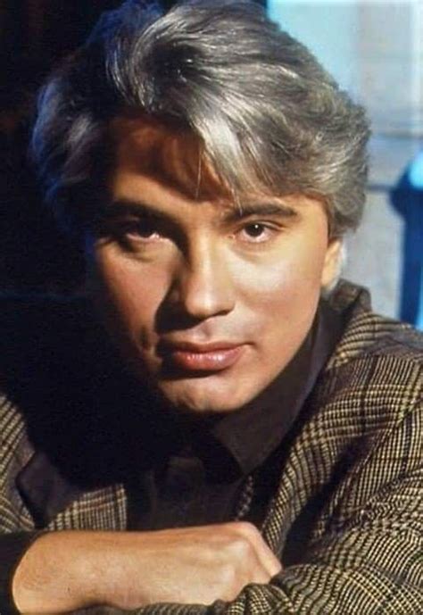 Pin By Ira Berger On Мой Хворостовский Opera Singers Singer Celebrities