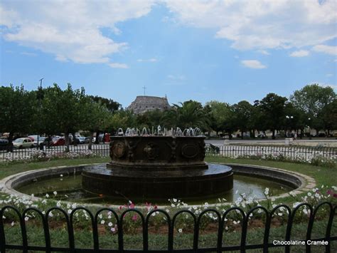 Chocolatine Cramée Corfu A Ninfa Grega