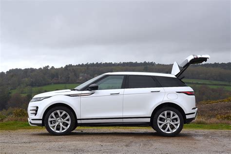 New Land Rover Range Rover Evoque 1 5 P300e Dynamic Se 5dr Auto Hatchback For Sale Vertu Motors