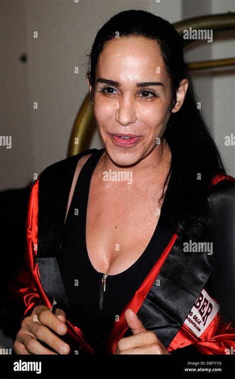 Cassandra Andersens Instagram Twitter And Facebook On Idcrawl