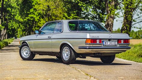 Używany Mercedes W123 Kultowy Obiekt Pożądania Magazyn Auto