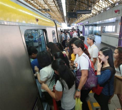 Lrt 2 Sets New Passenger Record On August 14 Pinoy Aksyon News