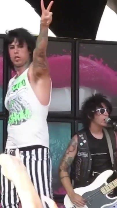 Falling In Reverse Performing Good Girls Bad Guys” Live At Warped ‘12