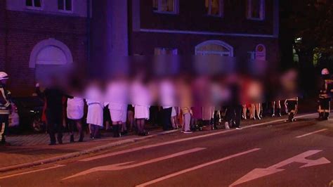 Hattingen Feuerwehr Einsatz Im Swinger Club In Nrw Elf Verletzte