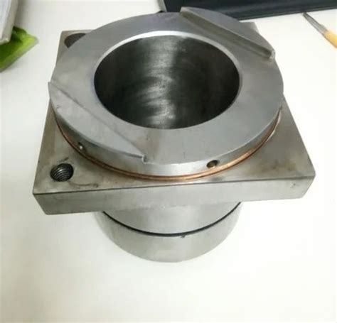 Upper Housing Assembly At ₹ 9000piece Concrete Pump Spares In