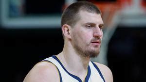 Nikola Jokic Edad Altura Posición Equipo Estadísticas Y últimas