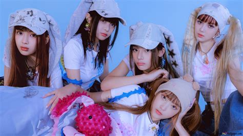 Newjeans Gorgeous Members Omg Album Shoot 4k Wallpaper Download
