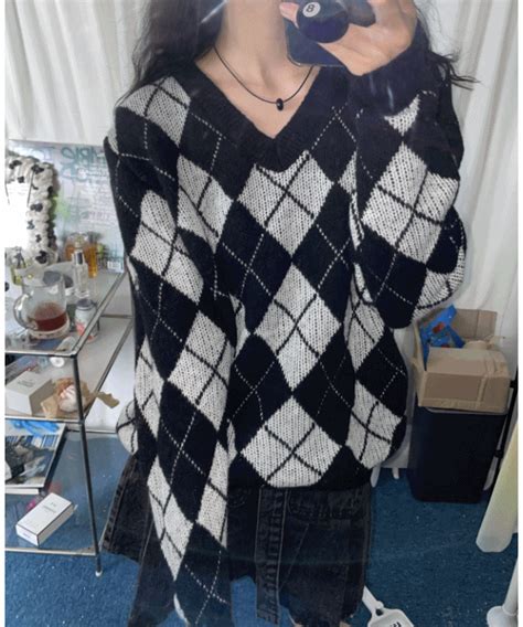 Adorable Argyle Knit 에이블리