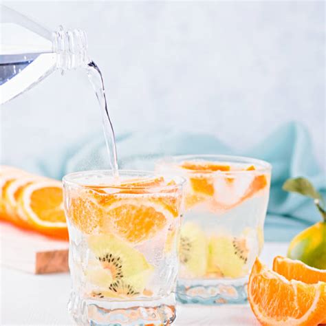 Minuman Dingin Minuman Non Alkohol Foto Stok Potret And Gambar Bebas Royalti Istock