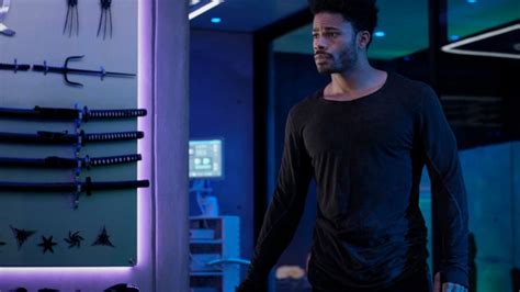 Black Lightnings Khalil Continues To Shine In Season 4 Den Of Geek