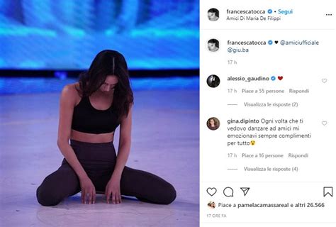 Francesca Tocca Piegata In Due Dal Dolore Valentin Scappa Dopo Amici 19