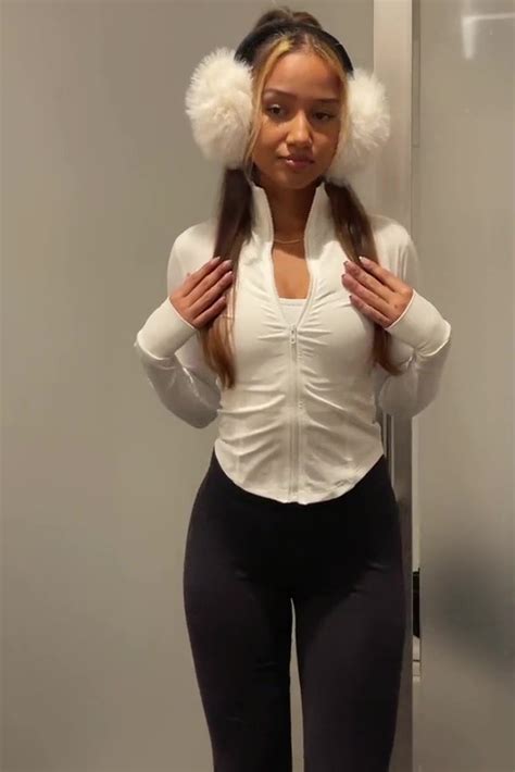 I Tried The Viral 24 ‘bbl Jacket From Amazon It Makes My Waist Look So Snatched The Sun