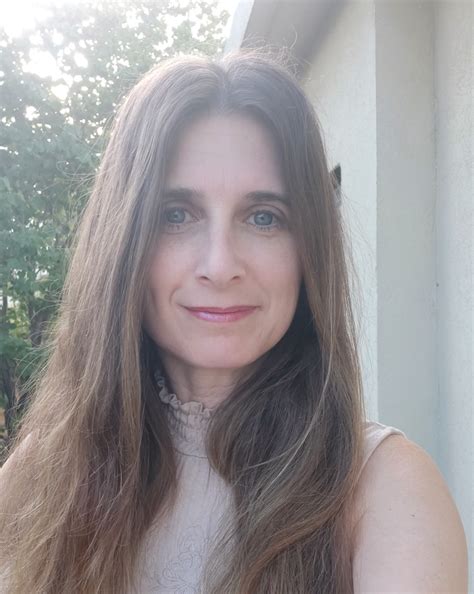 Dr Tzipora Rakedzon המחלקה ללימודים הומניסטיים ואמנויות