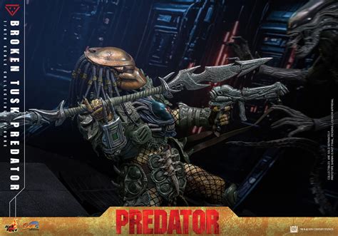 Broken Tusk Predator Hot Toys Action Figure Cms029