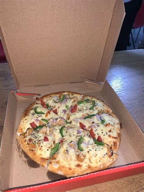 Fringos Pizza Food Bar Gujranwala Main Gt Road Gujranwala Punjab 52250
