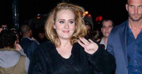 Adele Che Cambiamento Dimagrita E Con Un Nuovo Look Bigodino