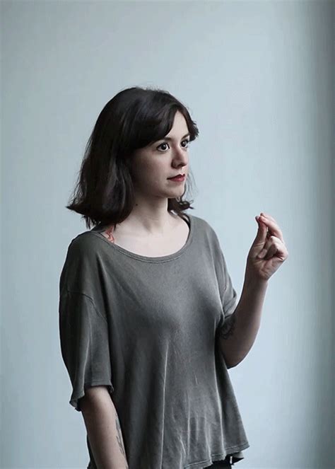 Photographer Creates Amazing  Portraits With Isolated Movements