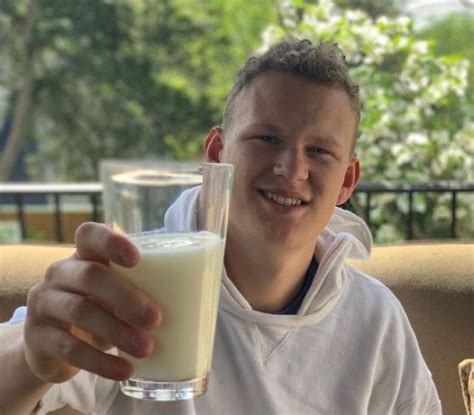 Who Is Emma Farinacci Brady Tkachuks Girlfriend Relationship Details Explored