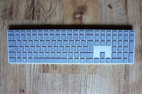 Microsoft Modern Keyboard [Review]: Windows Hello with Fingerprint ID ...