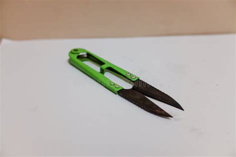 Sewing Scissors Yarn Thread Cutter Mini Small Snips Trimming Nipper