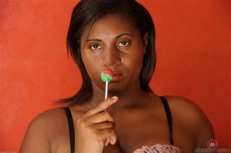 Vanice Model Profile