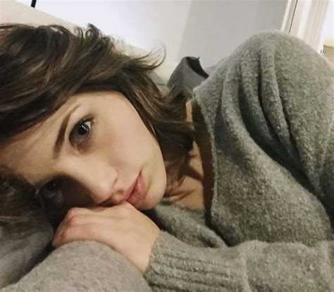 Emily Rudd Emily Rudd Instagram Rudd Brunette Girl