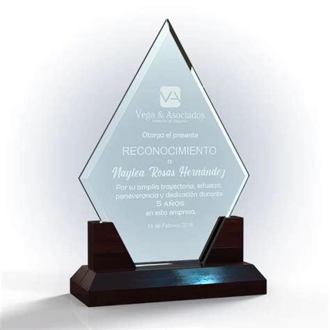 Reconocimiento En Vidrio Modelo Cm 18