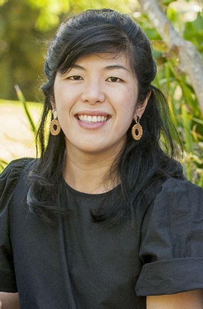 Amanda Lee Growing Bones