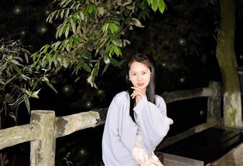 【晚诵】雨巷丁香教育油纸伞