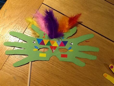 Carnaval 2015 Chez Nounou Angélique En 2024 Activité Manuelle