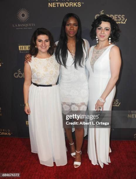 Ivy Ejam Photos Et Images De Collection Getty Images