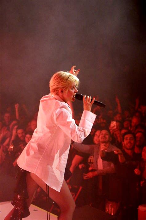 Robyn Debuts New Songs Talk To Me And Sexistential At Brooklyn