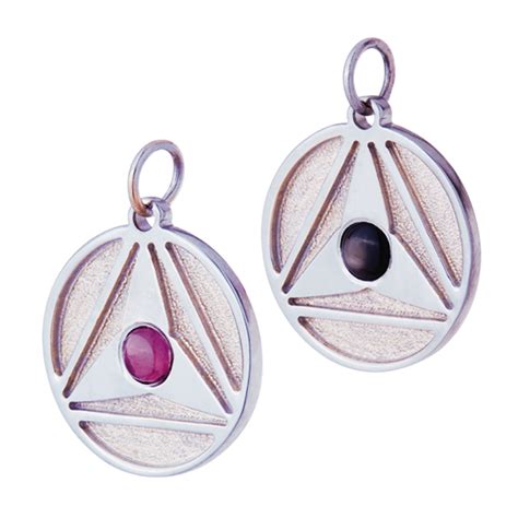 Proton Structure Pendants Dendera