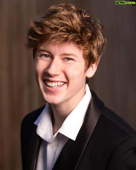 Ky Baldwin Wiki Biography Age Gallery Spouse And More