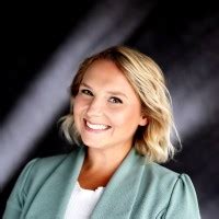 Becky Cooper Linkedin