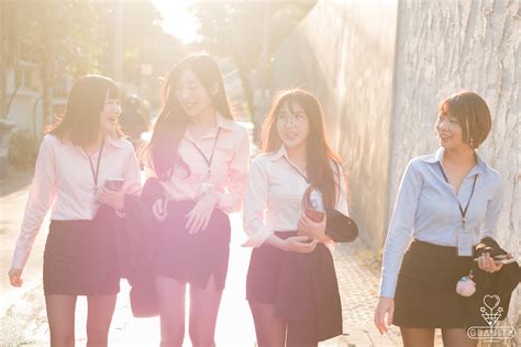 Ng M D N G I Xinh M Ng T T