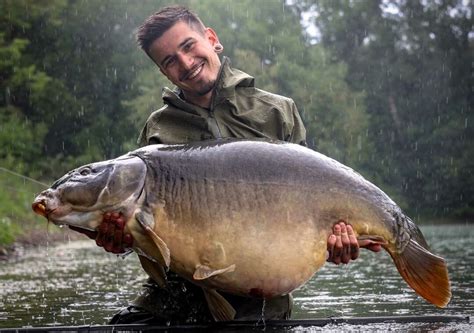 Carpelite Mit Nash Tackle Auf Der Carp Austria