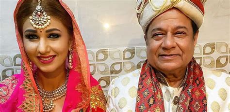 Jasleen Matharu And Anup Jalota Photo Sparks Marriage Rumours Desiblitz
