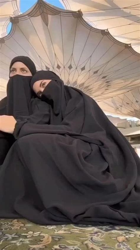 حجاب بنات في مكة