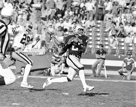 Cliff Branch Photo Picture Oakland Raiders Football 8x10 11x14 16x20