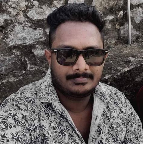 ඇත්තටම ඇමතිතුමා ලැජ්ජවක් නැද්ද Shan Arosha Jayasinghe Facebook