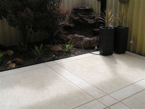 Easy Pour Liquid Limestone Gallery