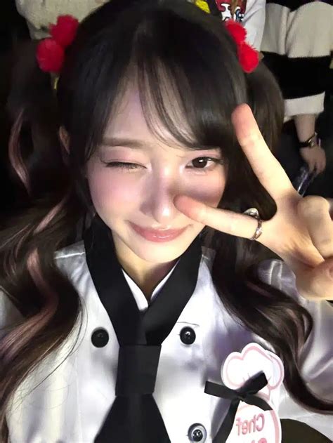 이서가 보여주는 👩‍🍳흑백요리사 백수저 착장 팬플러스 커뮤니티