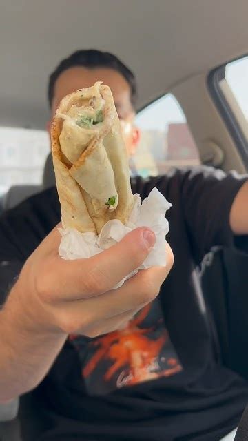 اشهر شاورما بالرياض🔥 ماما نوره😋 Youtube