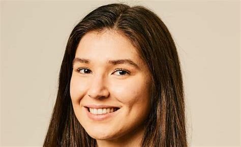 Qanda Consilium Ca Trainee And Scotland Netballer Beth Goodwin