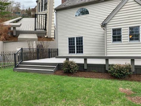 Silver Maple Timbertech Deck In Gurnee Il Built And Designer By Archadeck