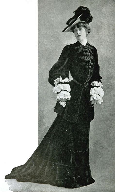 Les Modes Revue Mensuelle Illustrée Des Arts Décoratifs Appliqués à La Femme Style