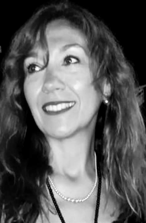 María Elena Zuza Registro